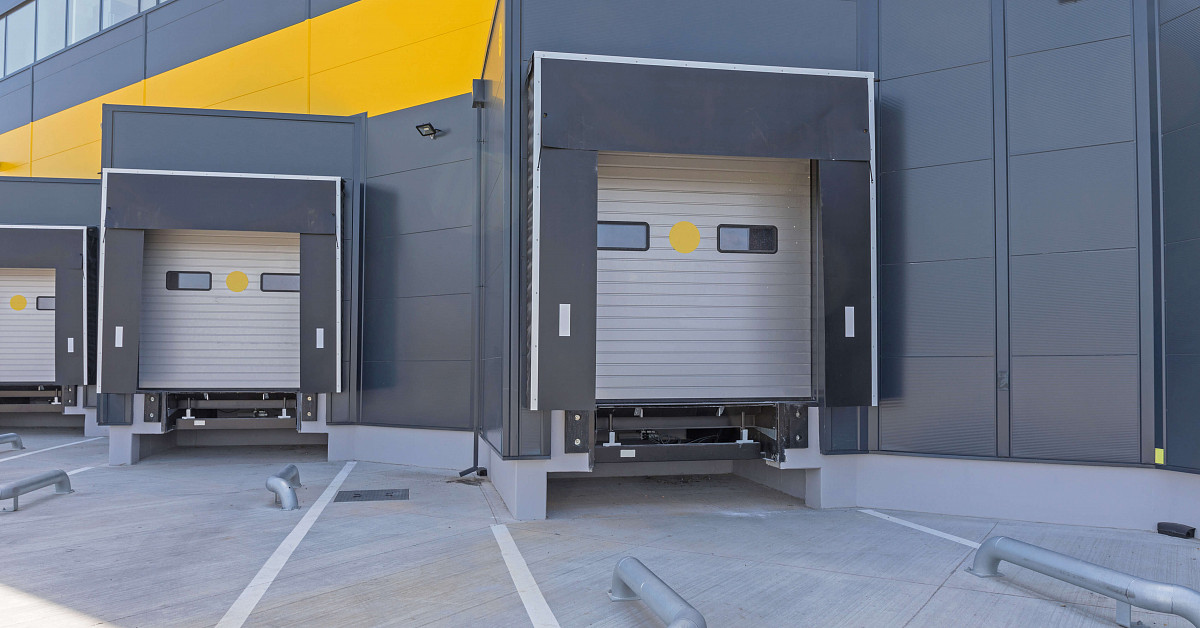 Loading Systems Maintenance | Dock Shelters | Dock-Leveller